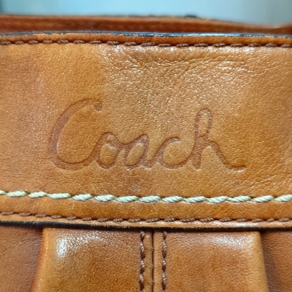Coach | Bags | Coach Hampton Purse Brown Pleated Leather Shoulder Bag ...
